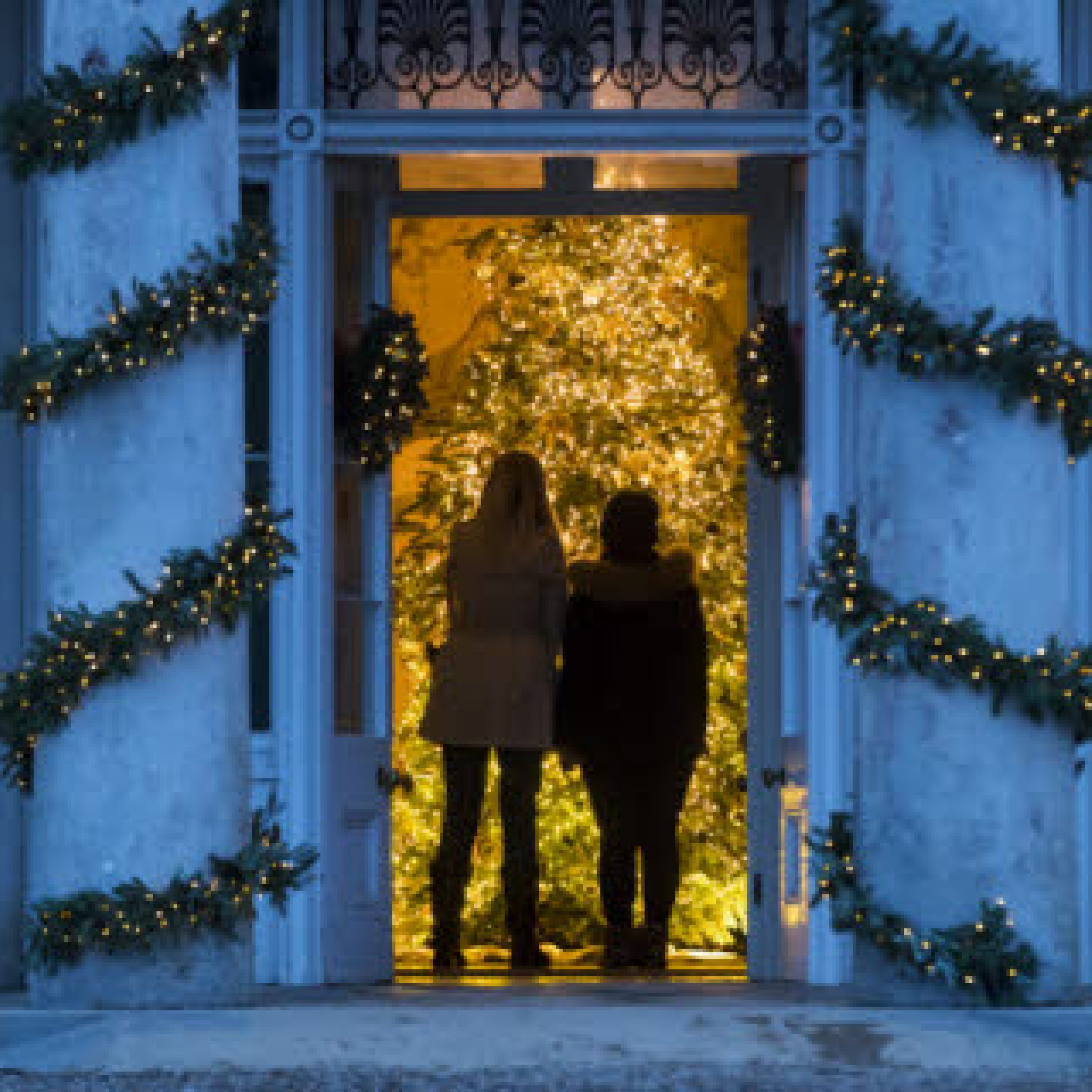Torquay & Festive Saltram - Alfa Travel